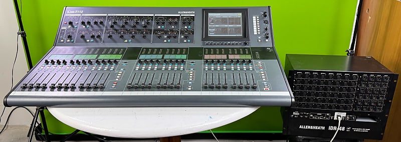 Allen & Heath iLive-T112 with iDR-48 MixRack Engine Digital | Reverb