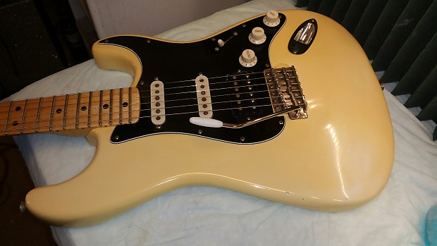 Fender Stratocaster 1974 Cream | Reverb