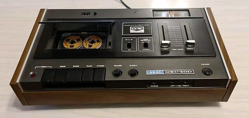 VINTAGE AKAI CASSETTE DECK PLAYER/GLASS FERRITE HEAD/MADE IN | Reverb