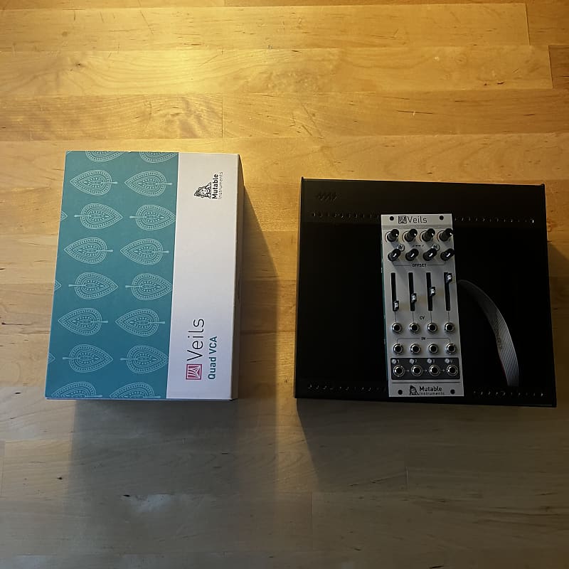 Mutable Instruments Veils V2 - Silver | Reverb