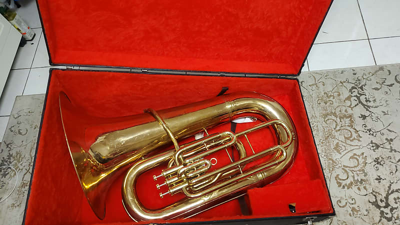 King (H.N. White Company) E-flat #290 Monster Tuba | Reverb