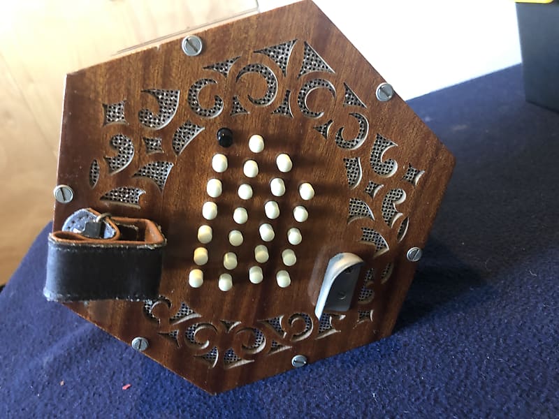 Bastari 48 button English concertina 1980s | Reverb