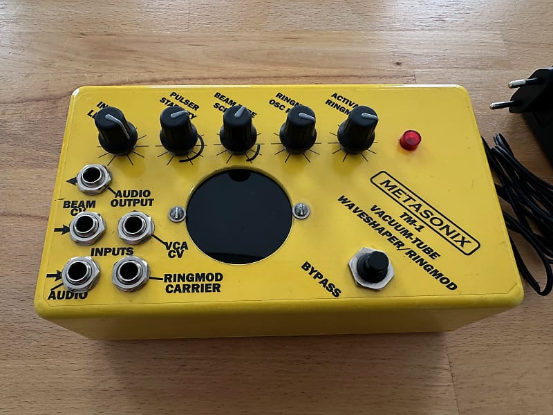Metasonix TM-1 Vacuum Tube Waveshaper & Ring Modulator - gelb | Reverb