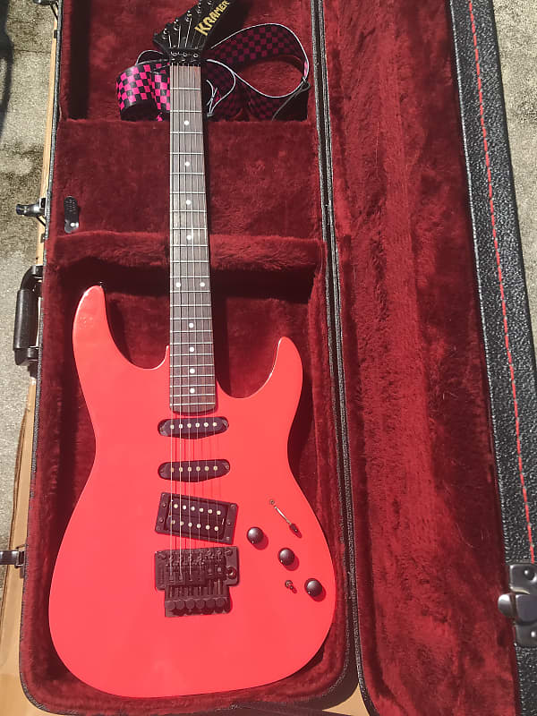 Kramer Stratocaster 1988-1989 Hot Pink | Reverb