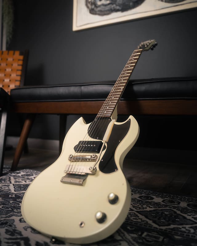 Riley Nomad Olympic White Relic | Reverb