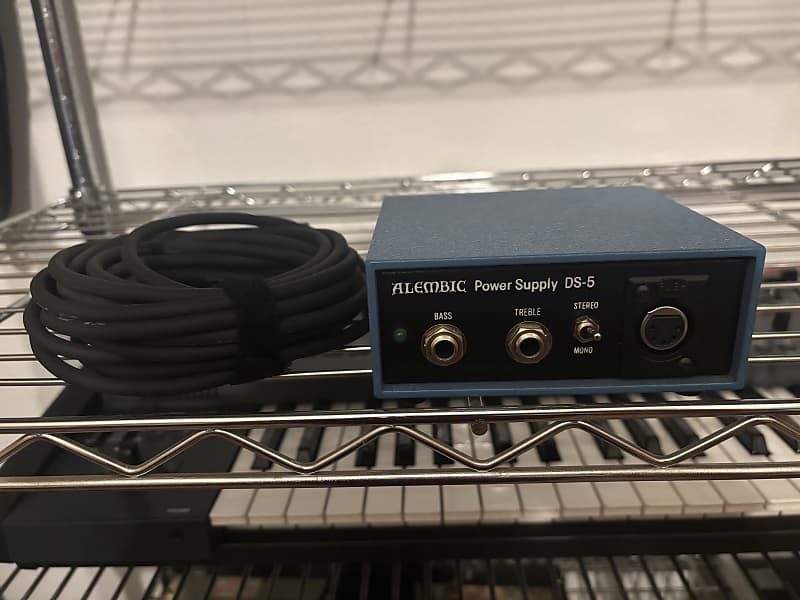 Alembic DS-5 Power Supply + 20' 5 pin Cable for Series | Reverb Canada