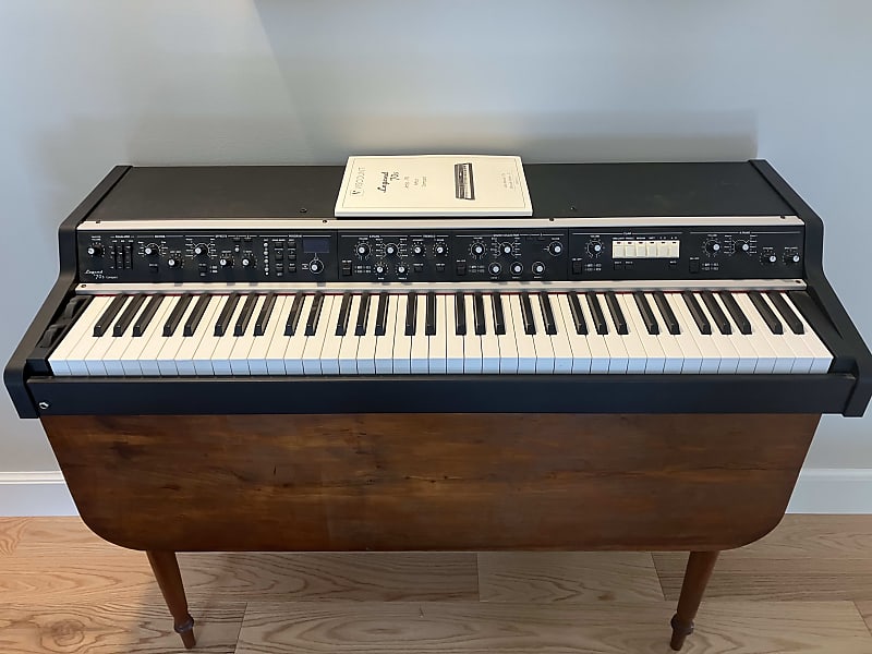 Viscount Legend '70s 2022 - black | Reverb