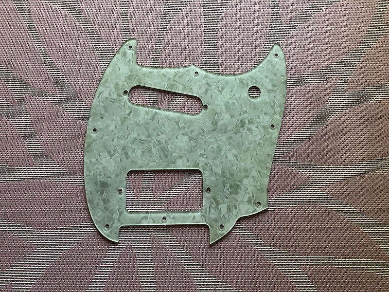 Fender Squier Bullet Mustang HH 2019 - Pickguard white pearl | Reverb