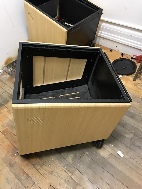 Sterling Modular Rolling 'Face Up' rack 2016 Maple | Reverb