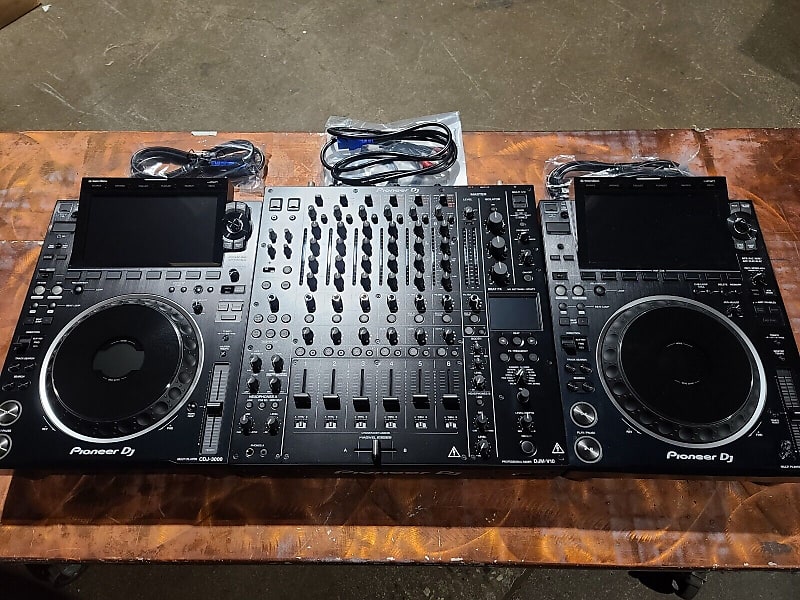 Pioneer DJ - 2 CDJ-3000 & 1 V10 Mixer BUNDLE | Reverb