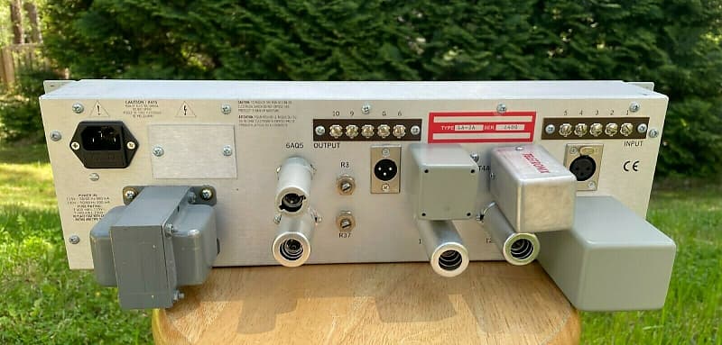 Universal Audio LA-2A Classic Leveling Amplifier LN | Reverb