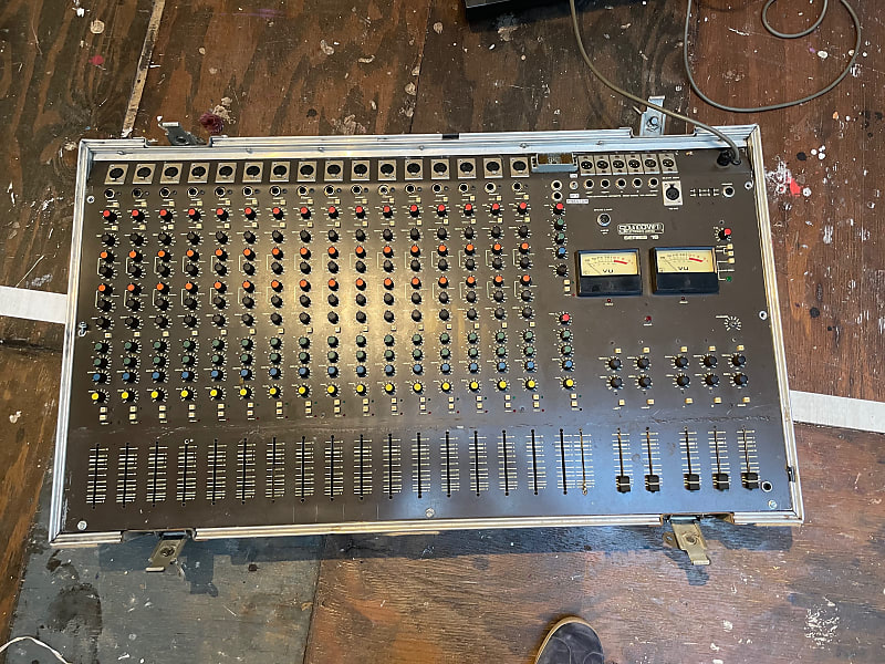 Soundcraft Series 1S 16 Channel Console | Reverb