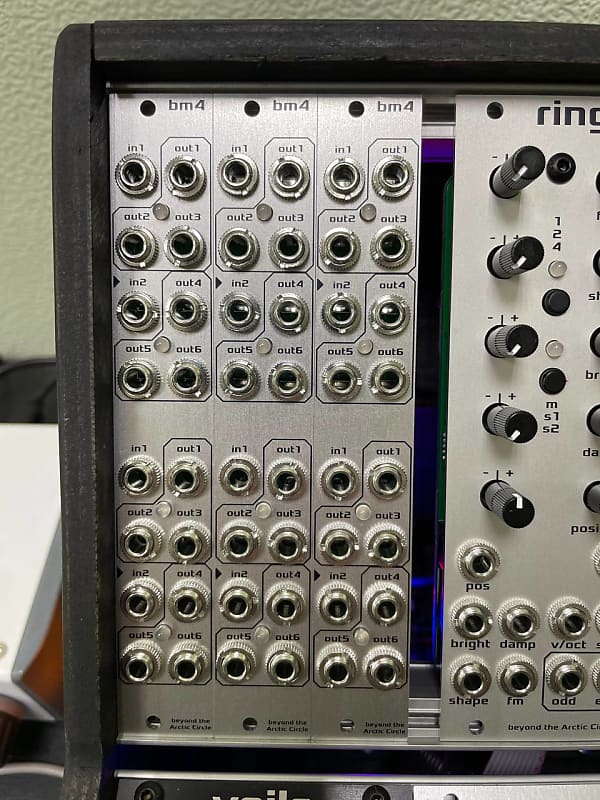 buffered mult x 4 | Reverb