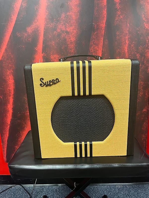 Supro Delta King 12 Guitar Combo Amplifier (Houston, TX) | Reverb