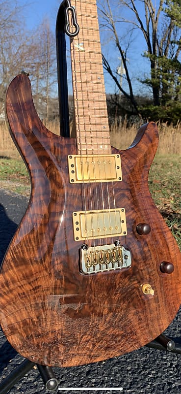 Kiesel Master Grade Burl Walnut CT6 Claro | Reverb