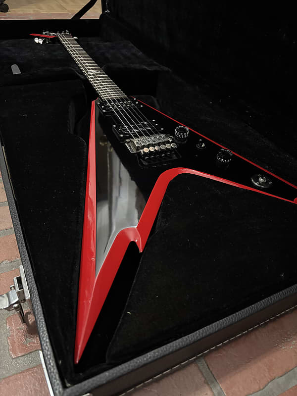 Dean Razorback V Black w/ Red Bevels | Reverb
