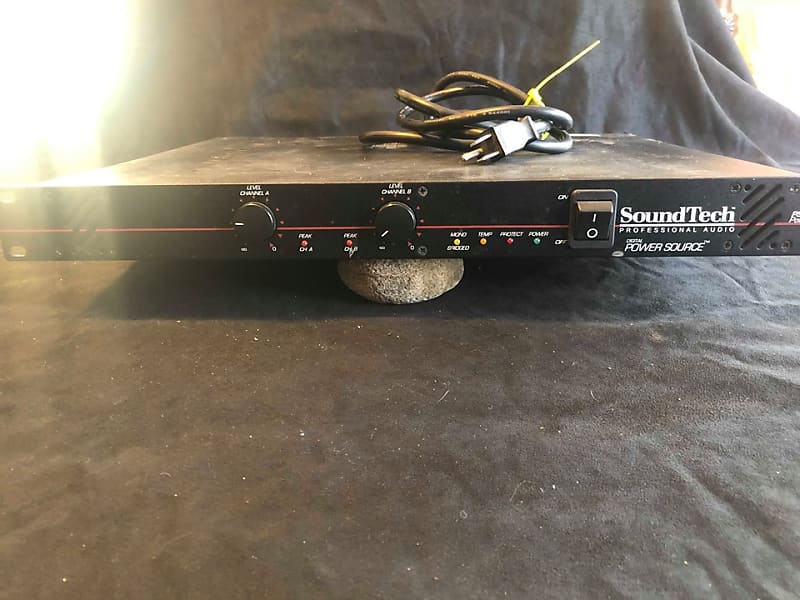 Soundtech PS 802 1 space rack mount power amp | Reverb