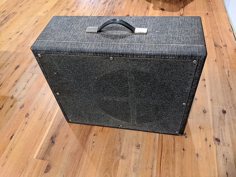 Supro Thunderbolt S6420 Vintage 60s | Reverb