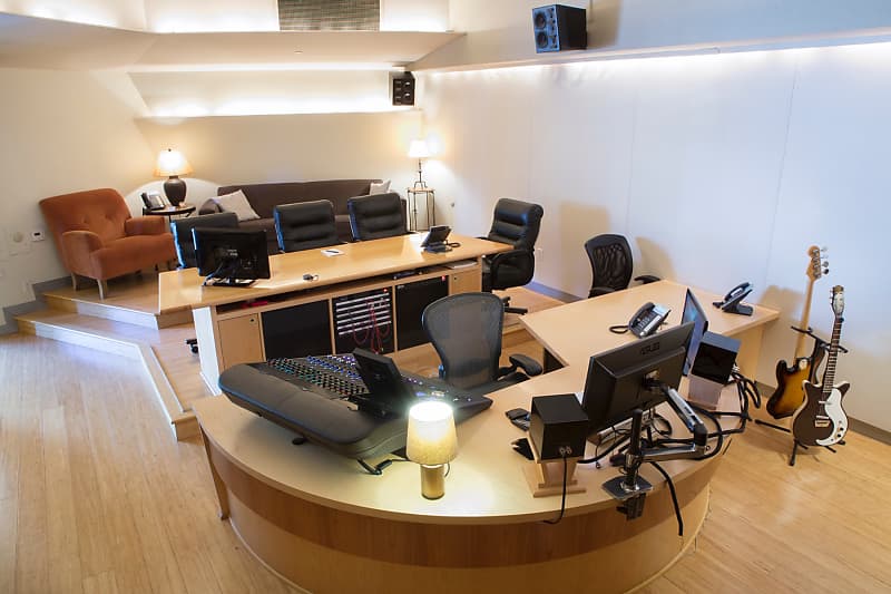 Mixer Console Desk in Maple w Clear Finish | Reverb