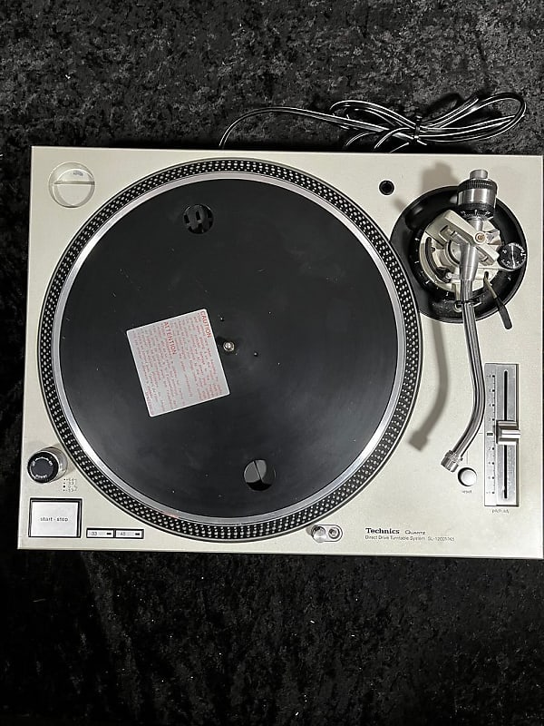 Technics SL1200 MK5 Turntable (Tampa, FL) | Reverb