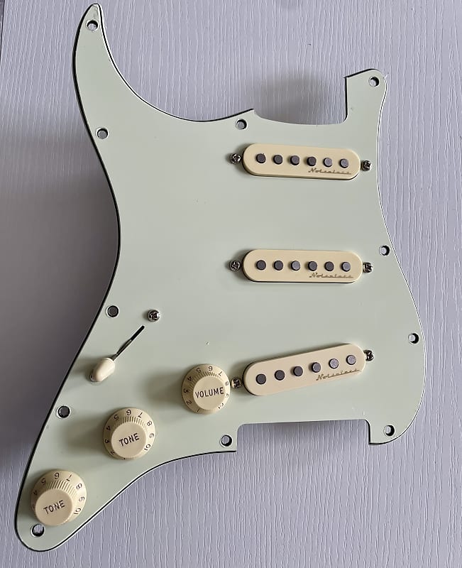 Fender Lefty Player Plus Noiseless Stratocaster SSS Loaded | Reverb