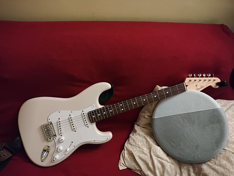 Fender Ltd Ed Made in Japan Hybrid II Stratocaster, | Reverb France