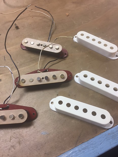 Fender Reissue pickups 1982 red , black | Reverb