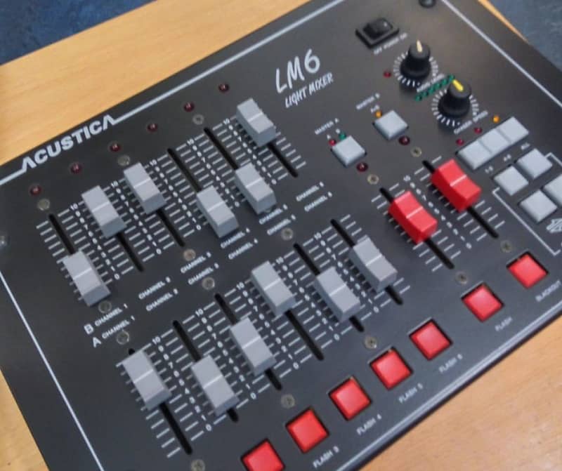 Acustica LM6 Light Mixer | Reverb