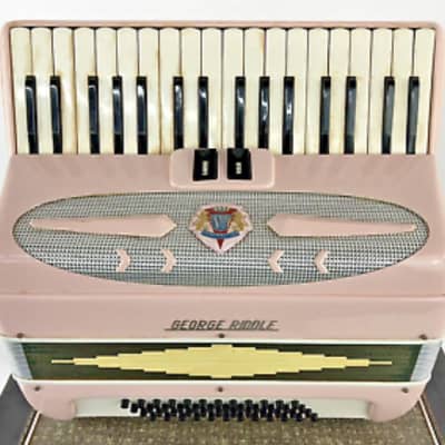 Generalfisa Pink *Vintage 48 Bass 17" Accordion* [EXCELLENT] | Reverb