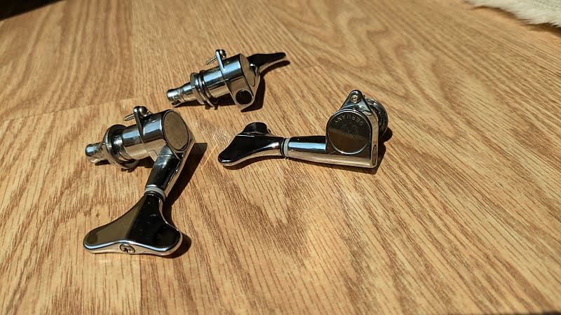 Warwick Tuning Machine Keys, Left and Right - Chrome 2004 - | Reverb