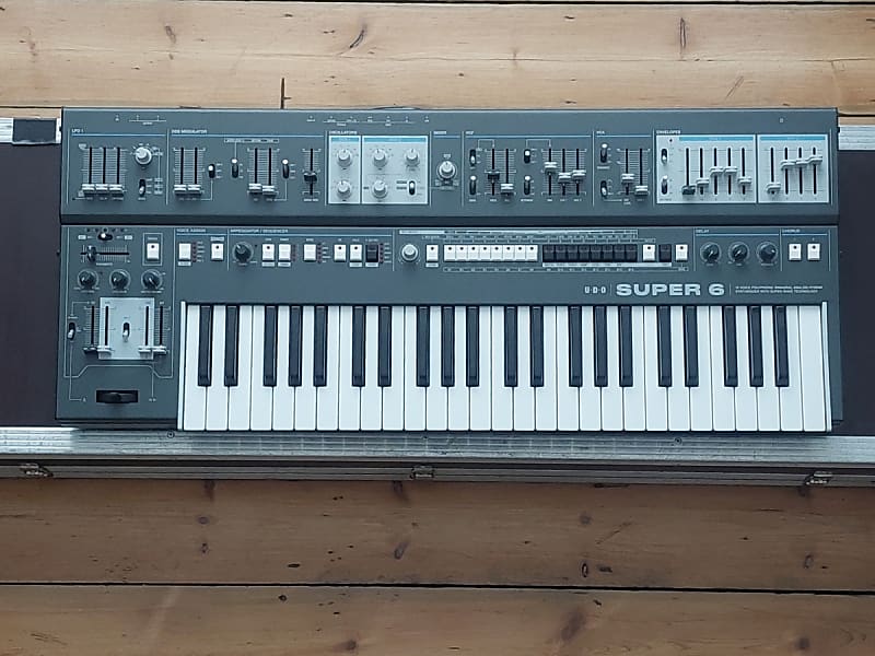 UDO Audio Super 6 12-Voice Polyphonic Binaural Analog-Hybrid | Reverb