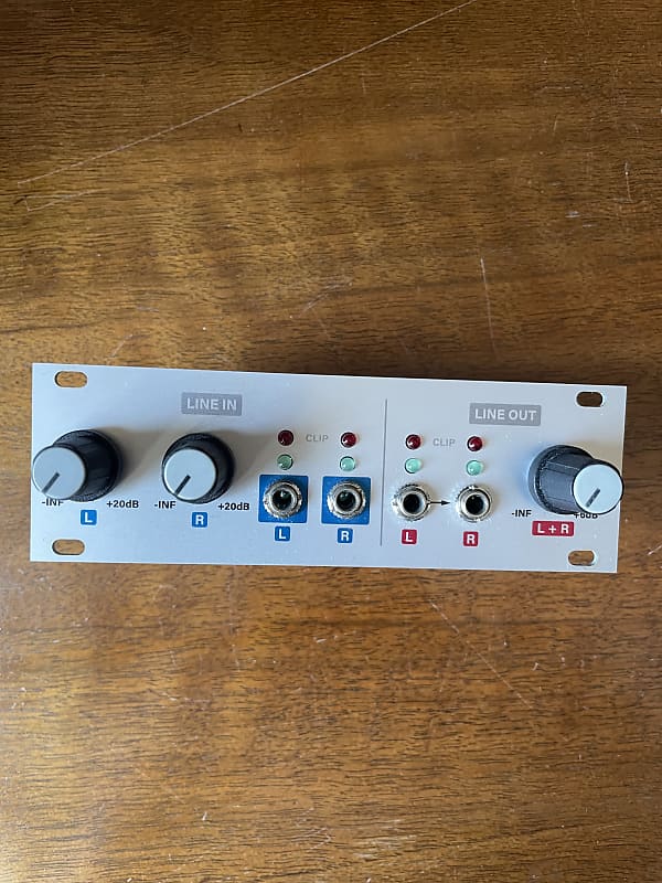 Intellijel Audio I/O 1U Dual Balanced Line Audio Input and | Reverb