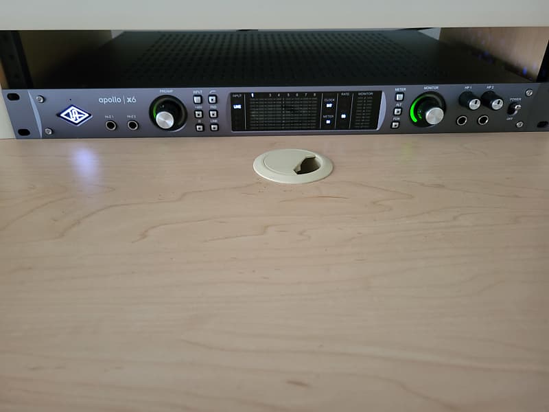 Universal Audio Apollo X6 Thunderbolt 3 Audio Interface | Reverb