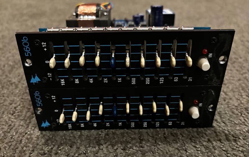 api 560b graphic 10 band eqs matched pair | Reverb