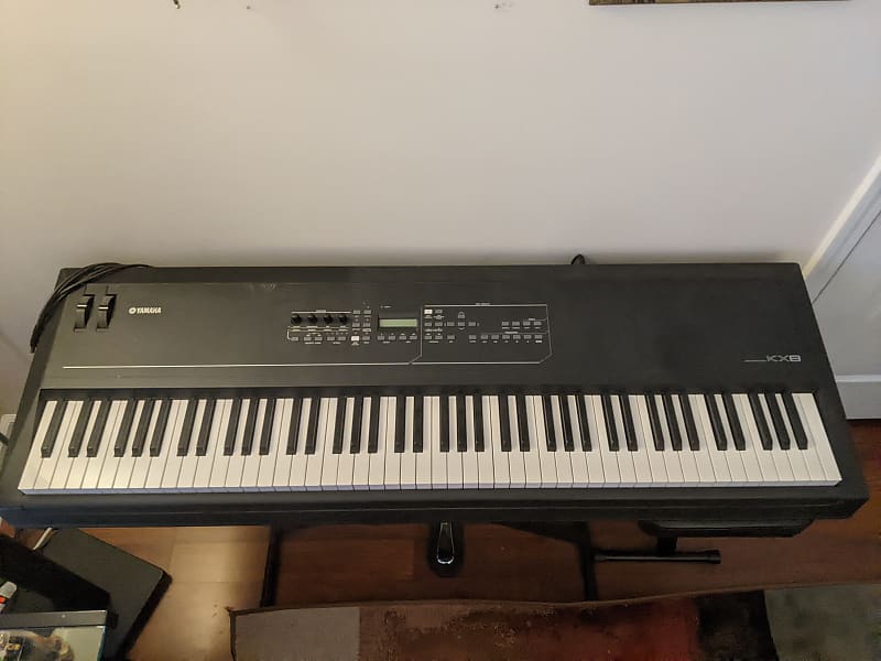 Yamaha KX8 MIDI Controller Keyboard | Reverb