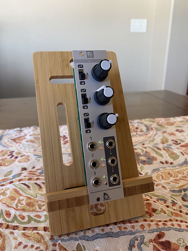 Mutable Instruments Shades v2 | Reverb