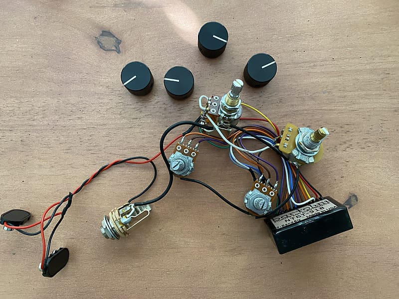 Bartolini NTBT 918 bass preamp | Reverb