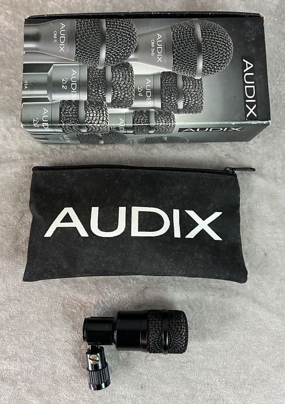 Audix D1 microphone with clip and bag A | Reverb