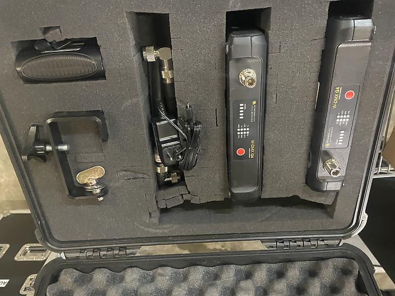 Wireless Solution Gen 4 Wireless DMX Transmitter and Reciever | Reverb