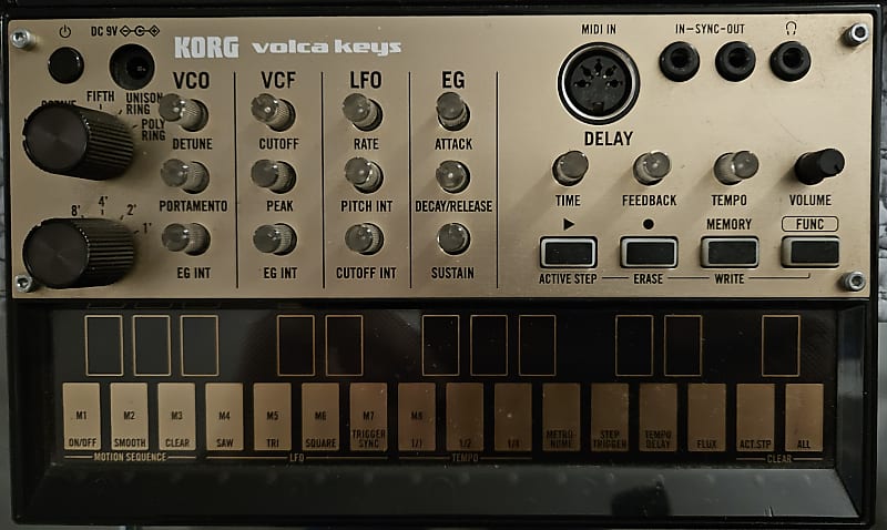Korg Volca Bundle: Beat, Nubass, Keys, Modular, Sample2, ×2 | Reverb