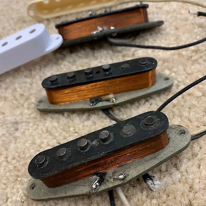 Fender Stratocaster Pickups 1965 Grey Bottoms | Reverb