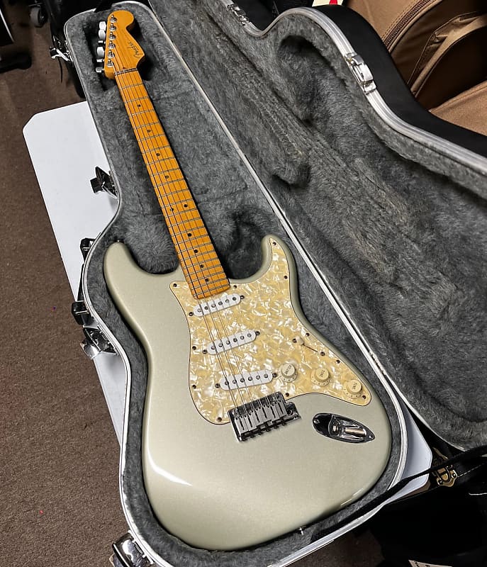 Fender American Strat Plus Inca Silver 1997 | Reverb Australia