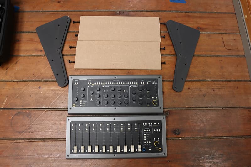 Softube Console 1 & Console 1 Fader + Stand | Reverb