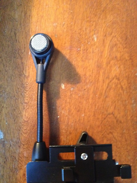 Gold Tone ABS dynamic clip on microphone for banjo/resonator | Reverb