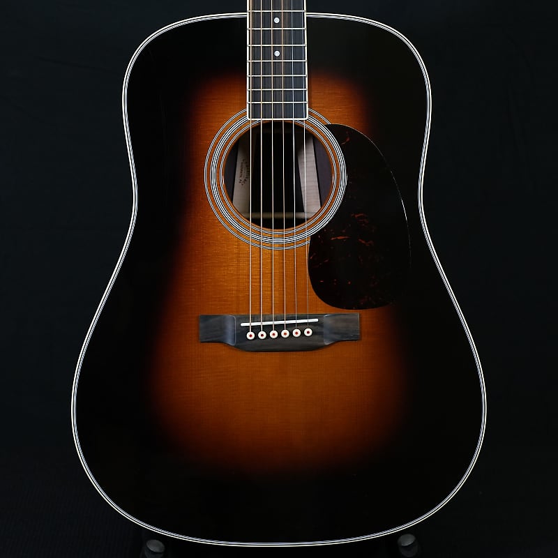 Martin D-35 Sunburst 2022 Sunburst | Reverb