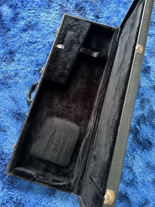 ‘90s Strat / Tele Vintage Hard Case - Black | Reverb
