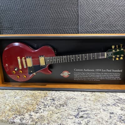 Gibson Display Case Late 90s / Early 2000s Custom Authentic | Reverb