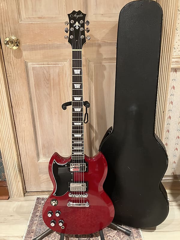 left hand Agile Valkyrie 2004 - Cherry red mahogany body and | Reverb