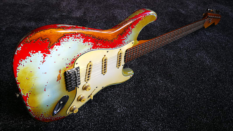 Vtt Relics Stratocaster 50's - Classic Black over Red | Reverb