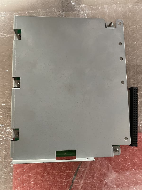 Akai MPC4000 Music Production Center | Reverb